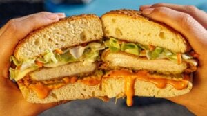 The Habit Introduces New Spicy Crispy Chicken Sandwich - The Fast Food Post