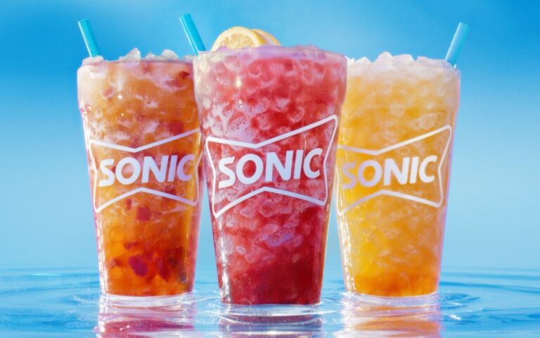 Sonic Debuts New Refreshers Made with Real Fruit - The Fast Food Post